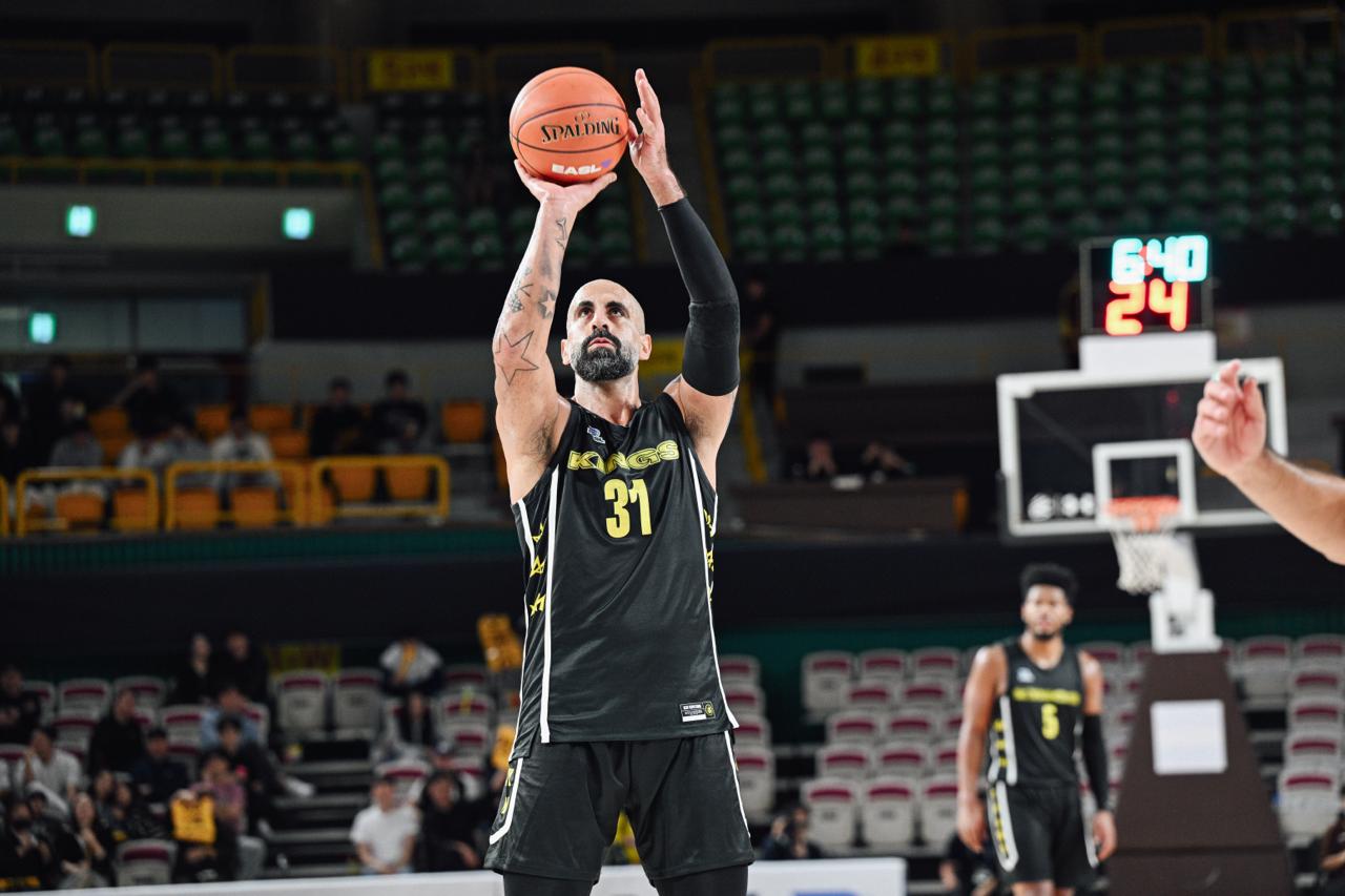 GAME RECAP | Sani Sakakini explodes for 33, leads New Taipei to 90–78 win over LG Sakers | EASL